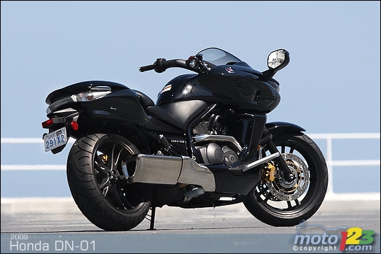 Photos - 2009 Honda DN-01 Review