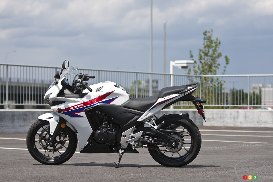 Photos - 2013 Honda CBR500R Review
