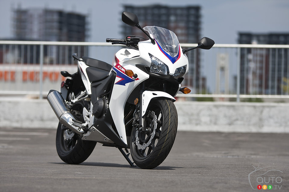 Photos - 2013 Honda CBR500R Review