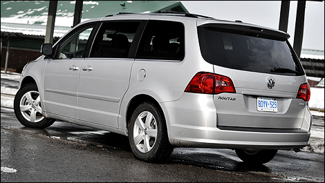 2009 Volkswagen Routan Execline Review
