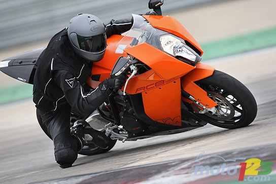 Photos - 2009 KTM 1190 RC8 Review