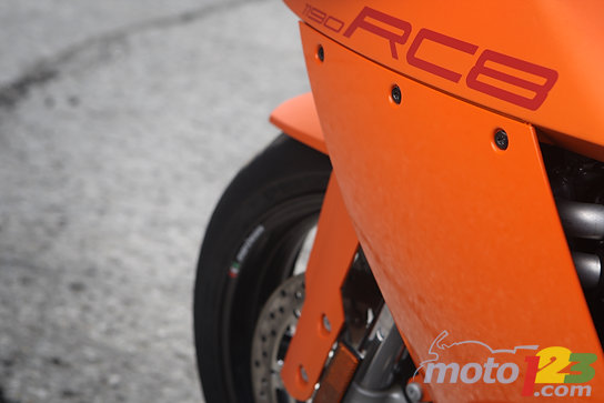 Photos - 2009 KTM 1190 RC8 Review