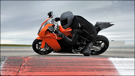 2009 KTM 1190 RC8 Review