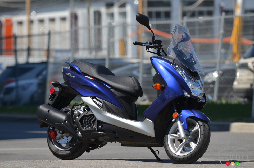 Photos - 2015 Yamaha SMAX Review